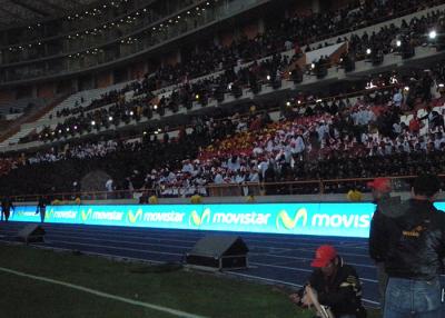 Cina Display a LED perimetrale per stadio all'aperto 6000cd/M2 IP65 Armadio in alluminio in vendita