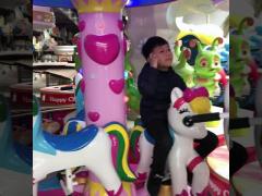 Aantrekkelijke 3 zitplaatsen mini beursplaats ritjes kleine carrousel Merry Go Round voor winkelcentrum