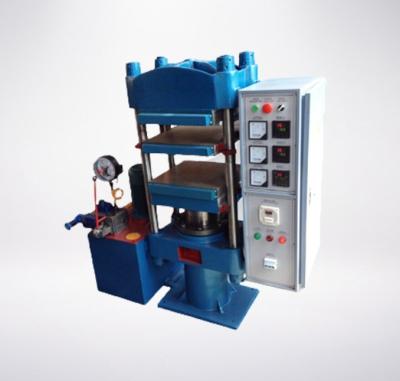 Cina Vulcanizzatrice per piastre da 25 tonnellate, vulcanizzatrice per gomma con riscaldamento elettrico in vendita