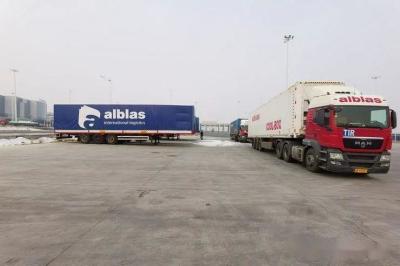 Cina Spedizione di carico a carico in Russia Kazakistan Kirghizistan Bielorussia dalla Cina Spedizione diretta in camion in vendita