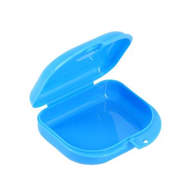 Cina Cassa di conservatore per protesi dentali UV ortodontiche in plastica colorata in vendita
