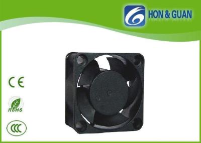 Cina Ventola di raffreddamento solare 12V di CC di 5 pale con i sistemi di protezione automatici in vendita