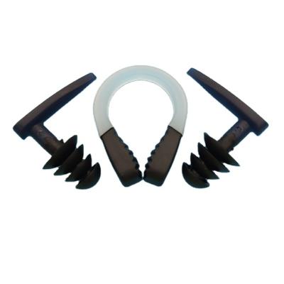 China Best Swimming Accessories for Adults Silicone Nose Clip and Earplugs for Men and Women for sale