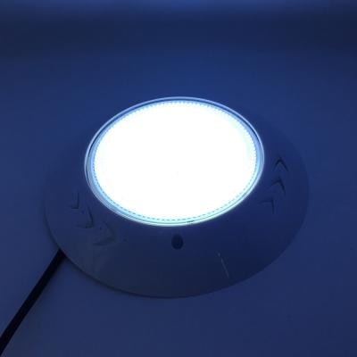 中国 表面取り付けの平らなRGBプール ライト12V AC 30W IP68防水樹脂はプラスチックを満たした 販売のため