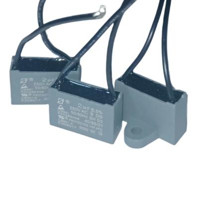 中国 CBB61 250V 2.0UF 85 線長ACモーターコンデンサ プラスチック三角形 販売のため