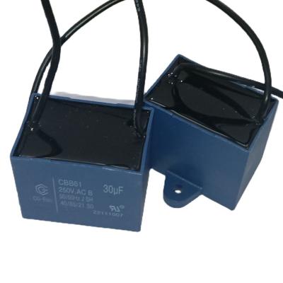Cina CBB61 250V 30mfd Blu 10000 ore ventilatore di soffitto condensatore con 200 linea lunghezza VH terminale in vendita