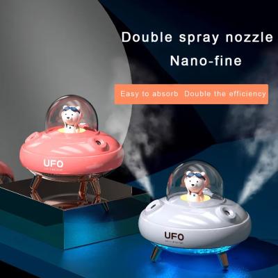 중국 400ML 귀여운 디자인 UFO 수습기 이중 스프레이 수습기 조용한 재충전 가능한 USB 수습기 다채로운 밤빛 판매용
