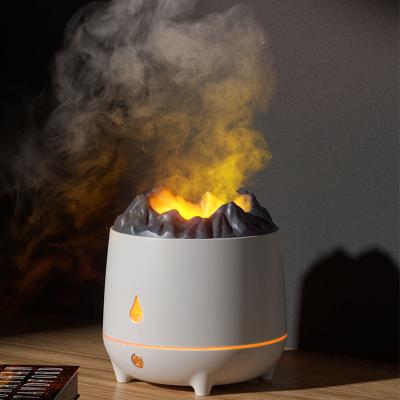 China Novo Mini Humidificador de Ar de Chama de 400 ml Diffusor de Óleo Ultrassônico Luz Quente Simulado Vulcão Flame Aroma Diffuser Humidificador à venda