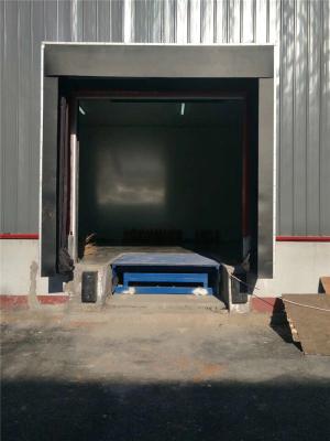 China rampas telescópicas da doca de carga do armazém 8T, Leveler de doca para o carregamento de páletes da baía de carregamento e descarregamento à venda
