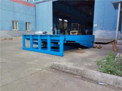 China Van het de Hellings Hydraulische Dok van het ladingsdok het Hydraulische Blauw van Levelers 10000KG 15000KG Te koop