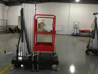 China A tração manual moveu a altura de elevação automotora 100KG das plataformas de trabalho 8M do mastro à venda
