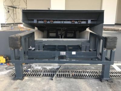 China Retractable Lip 1000mm,8T Telescopic Dock Leveler. for sale