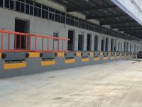China Container Electric Dock Leveler For Forklift Working for sale