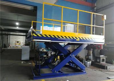 China Het laden van het Hydraulische Dok Leveler van de Schaarlift met van de Noodsituatieknoop en Veiligheid Kleppen Te koop