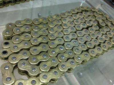 China Shot Blasting And Polish Motorcycle Spare Parts Chain 520UO for sale