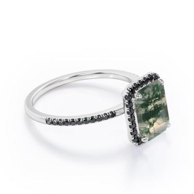 Cina agata stile alone di Emerald Cut Moss Green con l'impegno creato laboratorio Ring With Pave Accents in vendita