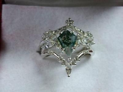 Cina Anello naturale del mazzo di nozze della CZ del fiore di Moss Agate Flower Shape Marquise in vendita