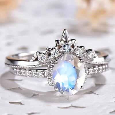 Cina Anelli 925 Sterling Silver della CZ di impegno di Moonstone dell'arcobaleno in vendita