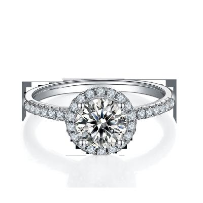 Cina 925 anelli di fidanzamento di Sterling Silver Jewelry Diamond Moissanite intorno all'anello delicato a forma di della banda in vendita