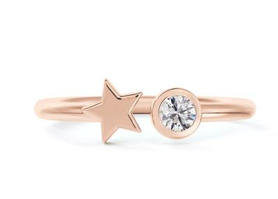 Cina anello rotondo di 3.5mm Moissanite, 0,16 ODM della fede nuziale di oro di carati 9k in vendita