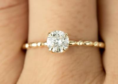Cina Oro Ring With Solitaire Diamond, ODM di 6MM di 0.8ct Moissanite Diamond Rings in vendita