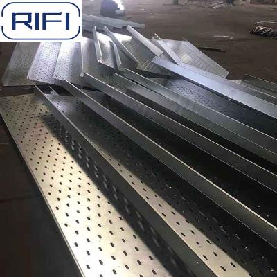 Cina Cable tray Wire Mesh Cable wire for Perforated Cable Tray altezza 50-200mm in vendita