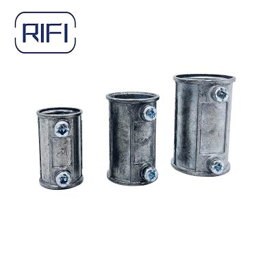 Cina Raccordi e connettori per tubi conduit EMT zincati per applicazioni a parete con collegamento a scatola elettrica in dimensioni da 1/2"-4" in vendita