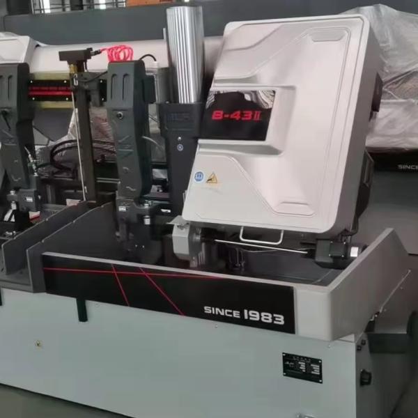 Quality XS-430 Band Sawing Machine Cut Iron Steel Semi Automatic Pipe Cutting Machine for sale