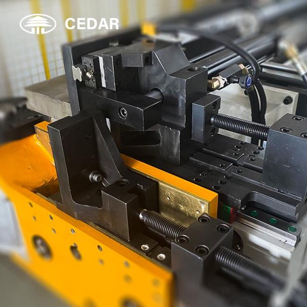 Quality CNC Semi Automatic Pipe Cutting Machine Straw 28mm Curva Nylon Die Synchronized for sale