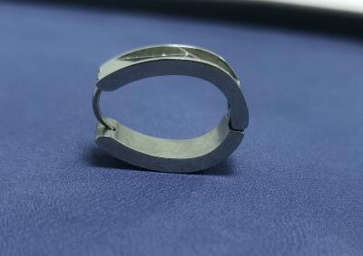 Cina Le componenti d'argento di superficie dei gioielli di ISO9001 PVD tagliano Ons Earring Tolerance 0.03mm in vendita