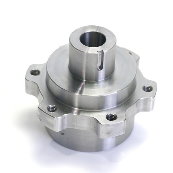 Pièces métalliques tournées à l'usinage CNC carré personnalisées avec conception et échantillon gratuits
