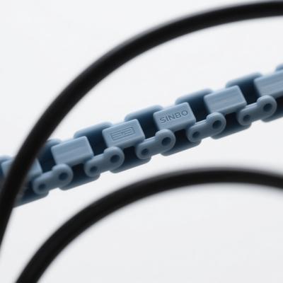 중국 산업용 로봇 기름 저항 나일론 케이블 운반기 고 유연성 소음 낮은 내부 분리 기지 지원 시스템 판매용