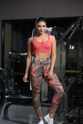 China Keyhole Back Sports Bra Moisture Wicking Four Way Stretch Medium Support for sale
