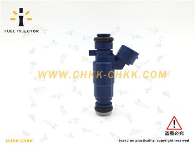 China Fuel injector For Hyundai i20 i30 Kia Cee'D 1.4  OEM . 35310-2B000 for sale