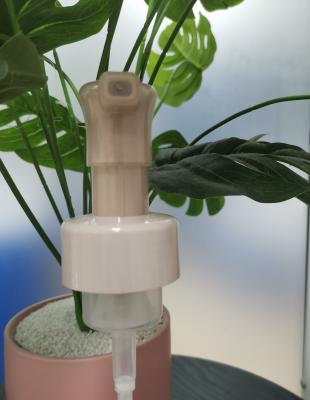 China 0.8-1.5CC Output Cosmetic Lotion Pump With Screw-on Closure for sale