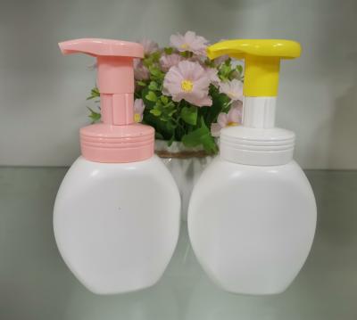 China Maßgeschneiderte weiße Kunststoff-Schaumpumpe mit transparenten Gehäuse für Flaschen zu verkaufen