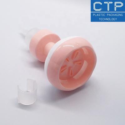 China 43 mm flessen compatibiliteit kern bloem schuim pomp met elegante uitstraling Te koop