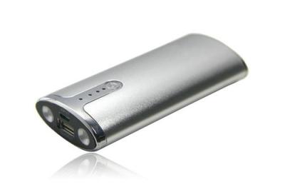 Cina la Banca di alimentazione di emergenza dell'argento 5600MAH in vendita