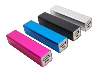 Cina Mini caricabatteria esterno nero/rosso della banca 2600mah di potere del telefono cellulare in vendita