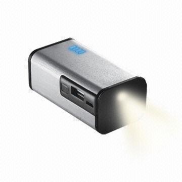 Cina La mini Banca tutta compresa di potere con la torcia del LED e sopra protezione di scarico in vendita