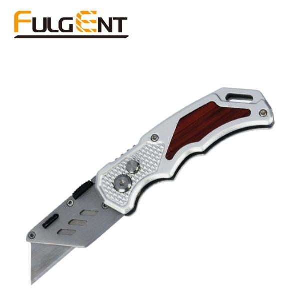 Quality Construction Folding Retractable Knife SK5 High Hardness Blades for sale