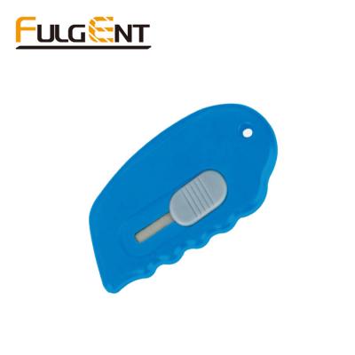 China Customize Multi Function Utility Knife Portable Auto Retractable Box Cutter for sale