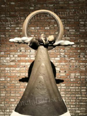 China Scrap Metal Art Sculpture Indoor Gallery Decorative Metal Angel Statue for sale
