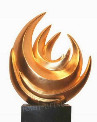 China Circle Shape Contemporary Garden Sculptures Gold Color For Office Decoration for sale