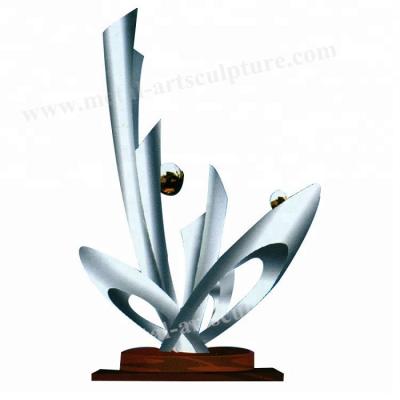 China Abstract Style Outdoor Metal Art Sculpture As Modern Garden Decorative Artwork for sale