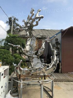 China Popular Stainless Steel Sculpture Polished Surface Contemporary Metal Garden Sculptures for sale