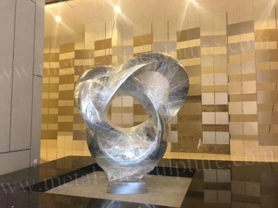 China Mirror Surface Circle Shape Large Outdoor Sculpture For Malaysia Inter Hotel Ornaments for sale