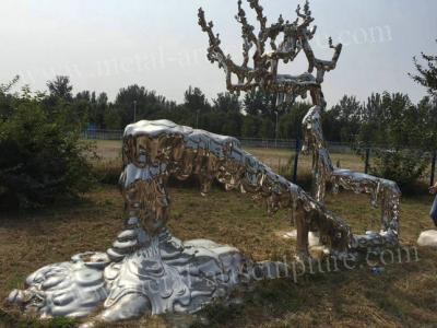China Lawn Decoration Large Modern Garden Sculptures With Stainless Steel Material for sale