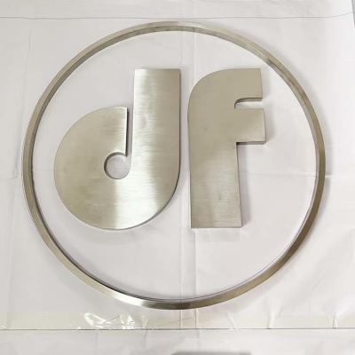 Cina Spazzola d'argento anteriore 3D Metal Letters Company Logo Sign Electroplated del deposito in vendita