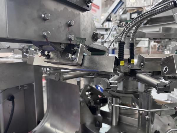 Quality 10 Station Servo premade Pouch Packing Machine EtherCAT Control for Pet Feed for sale